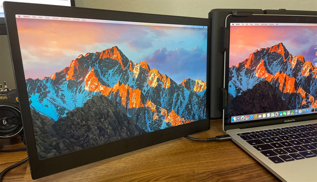 Kwumsy P2 Pro Tri-Monitor Review: Great Concept, Decent Execution ...