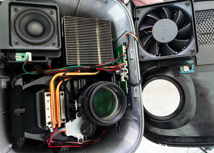 ETOE E3 Pro 1080P Projector Review: A story of a projector and an ...