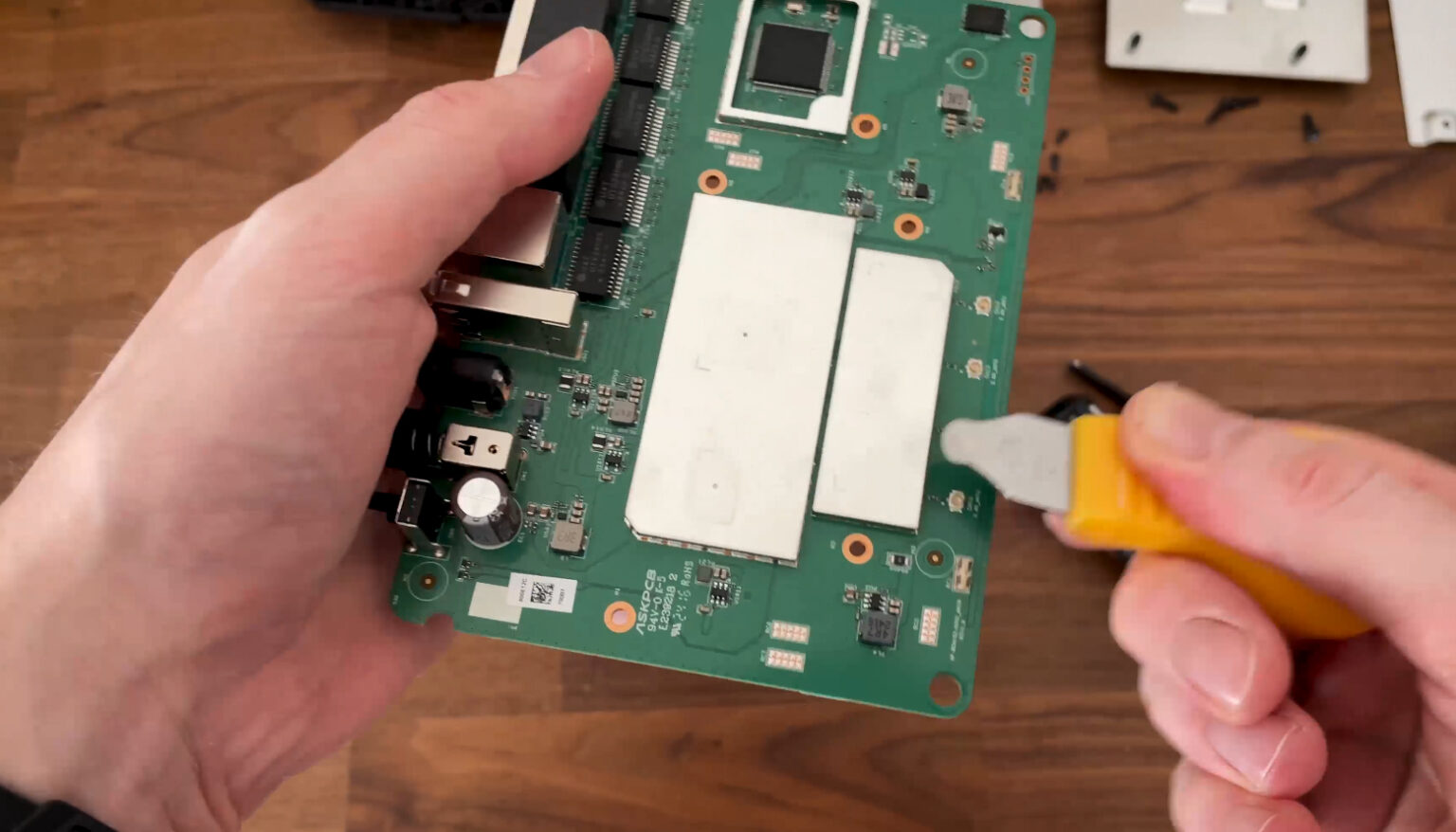 ASUS TUF Gaming BE3600 WiFi 7 Router Review – MBReviews